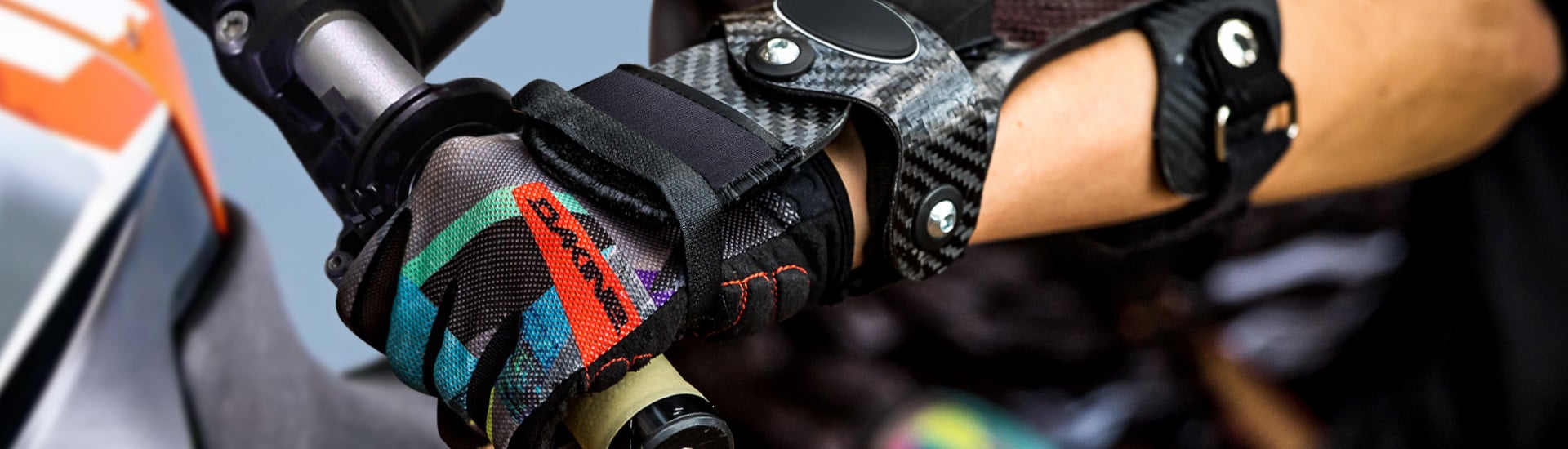 Motocross/Dirt Bike Elbow & Wrist Protection | MOTORCYCLEiD
